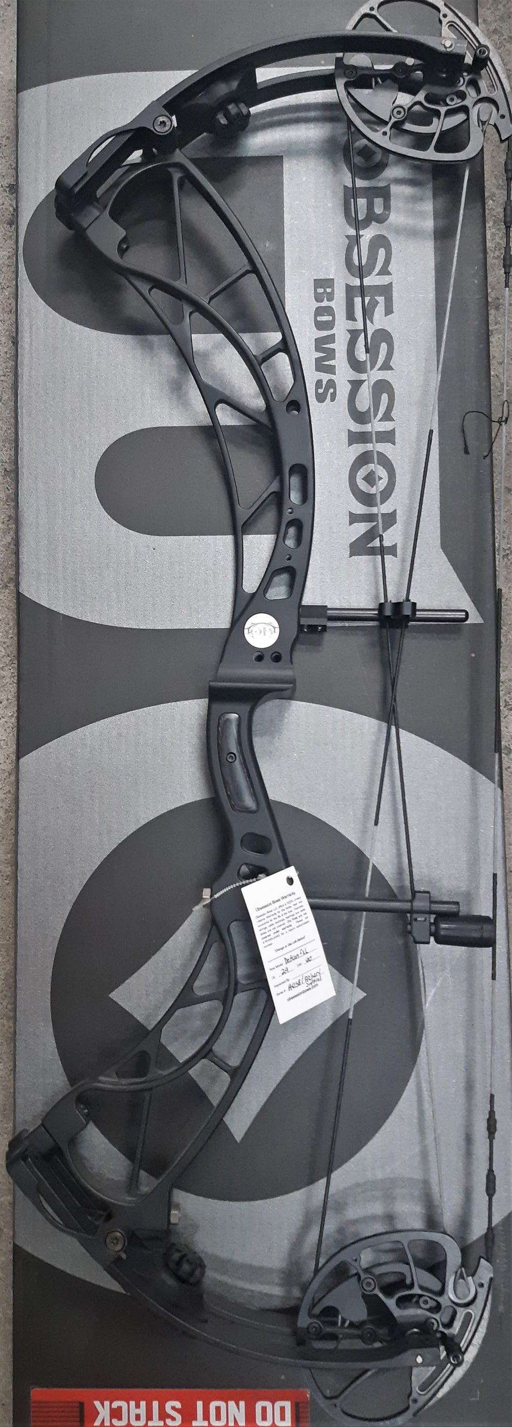 Obsession Defcon FXL M2 Compound Bow - RH 60# 29" Black - Clearance